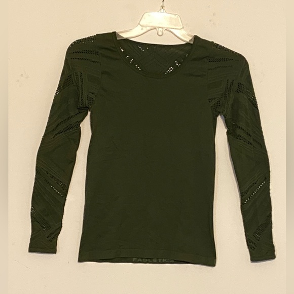 Fabletics | Tops | Euc Fabletics Long Sleeve Top Olive Green | Poshmark